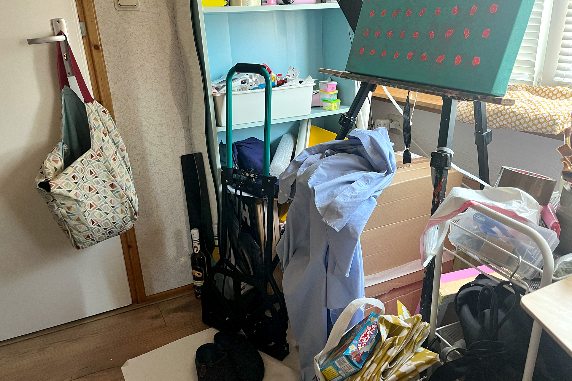 Packing Paintings | Really Diary: Contemporary Artist Tomoni Shintaku BLOG